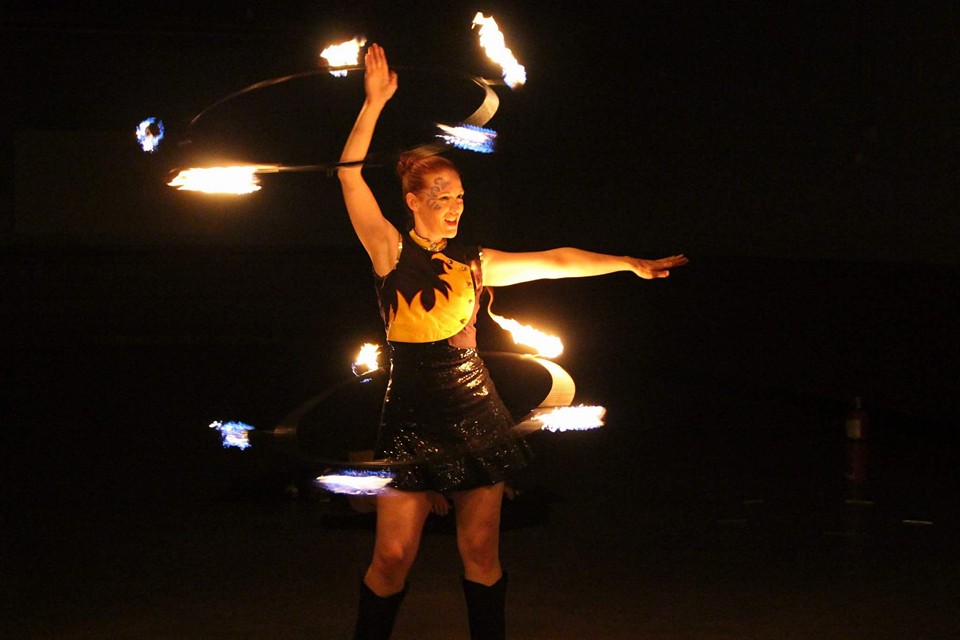 Scarlet Black – Award-Winning Fire Performer & Circus Artist